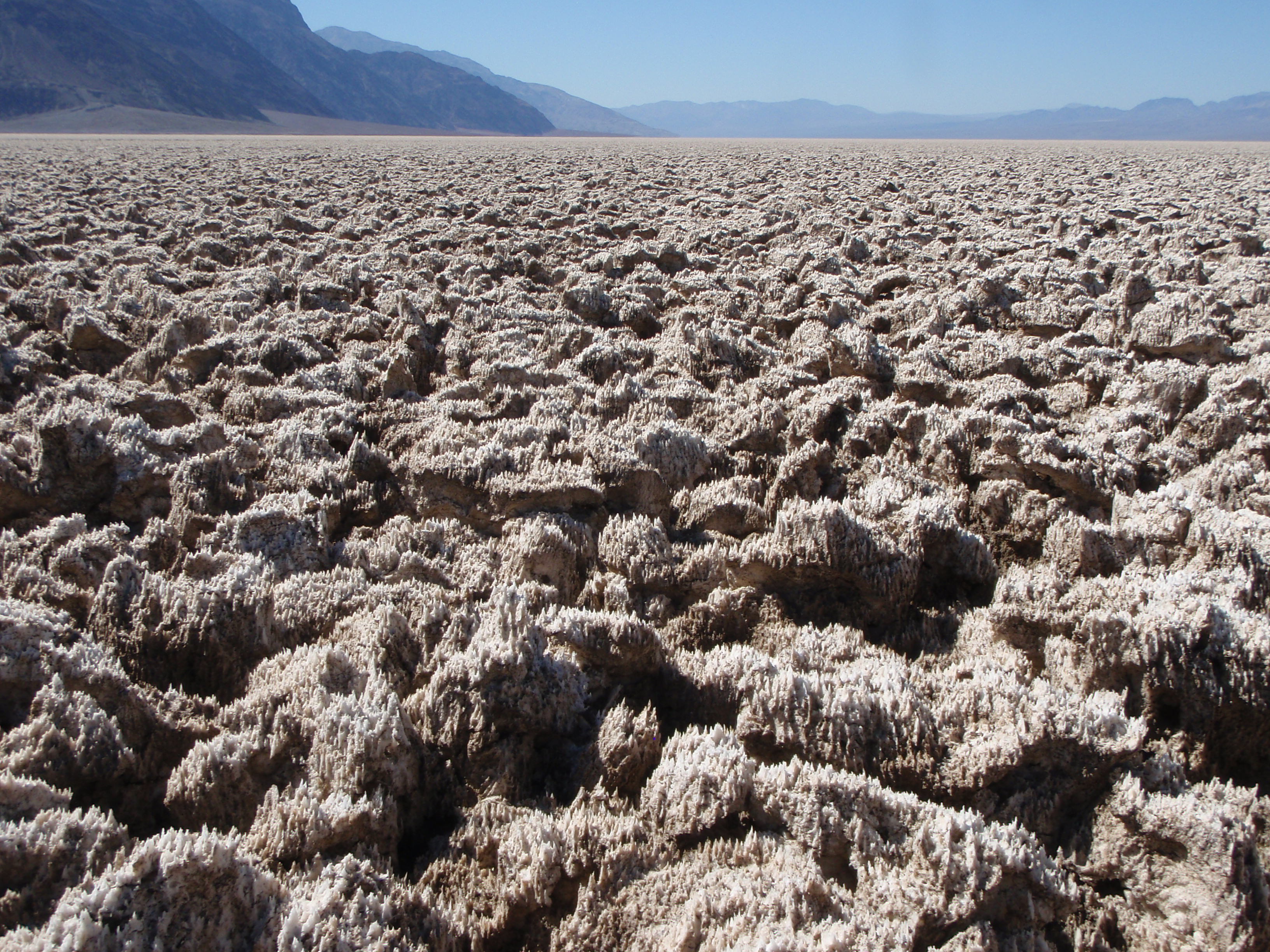 StoryMapJS: Analogs of Saturn's moon Titan in Death Valley National ...