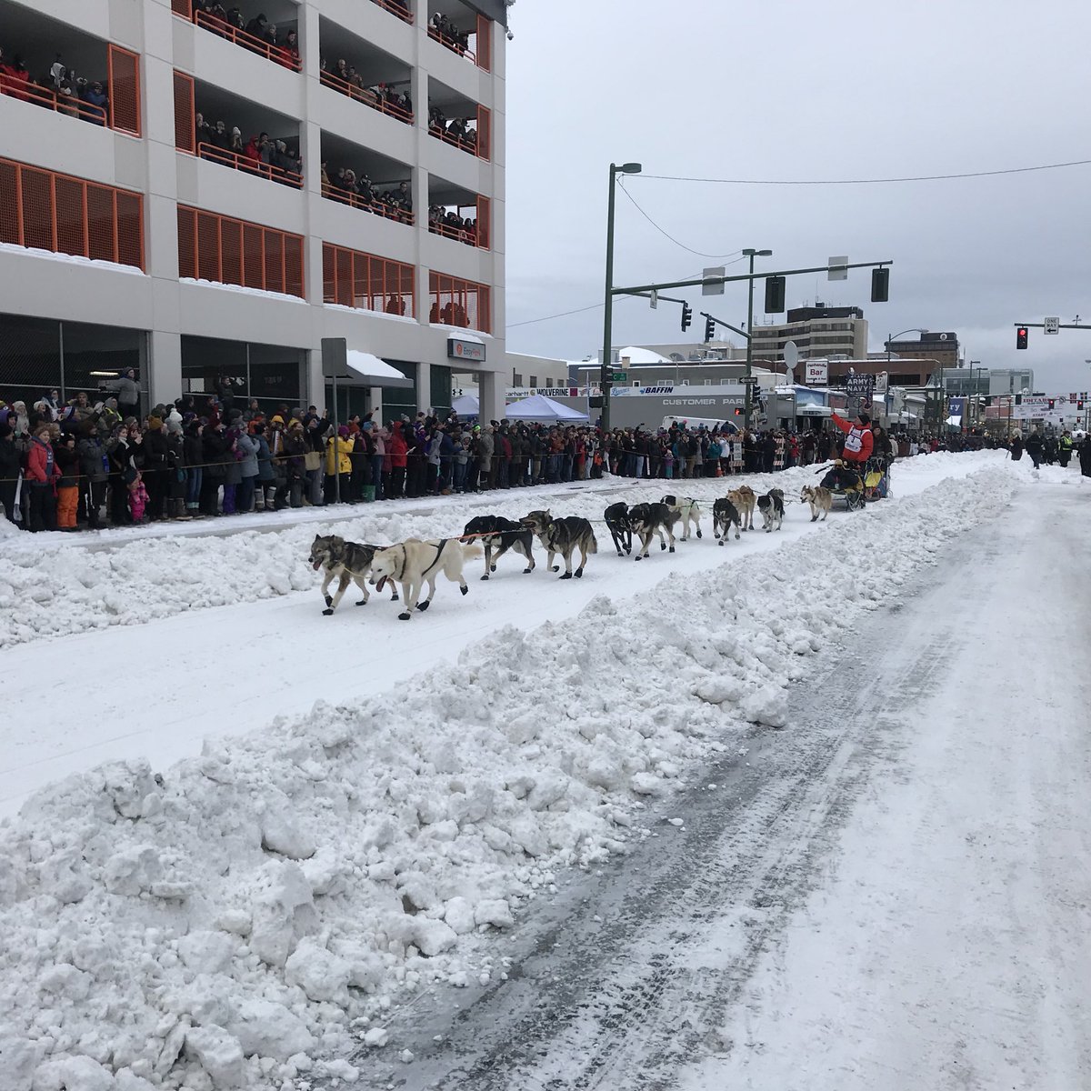 StoryMapJS: MAP: Tracking mushers along the Iditarod XLVI